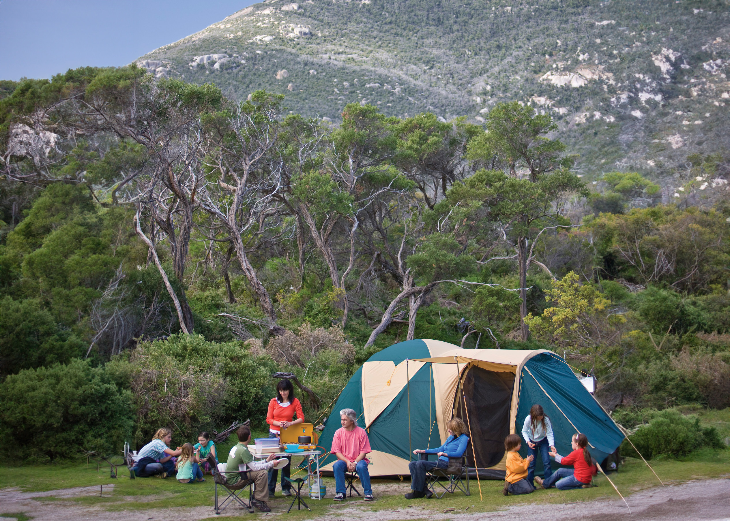 Parks Victoria Campground Design and Facilities Manual - NewScape Design